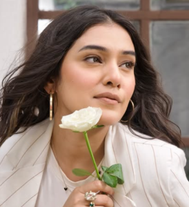 Shanaya Makani: Biography, Age, Family, Career & Net Worth