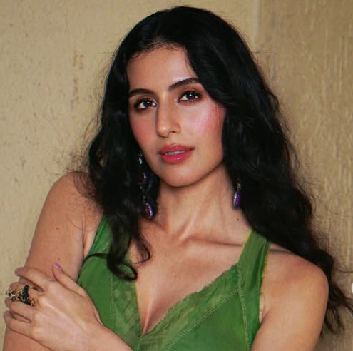 Simar Bhatia: Biography, Age, Family, Career & Best Movies