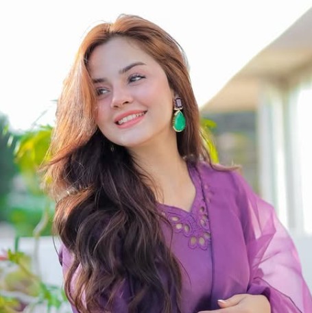 Komal Meer: Biography, Age, Family, Career & Net Worth
